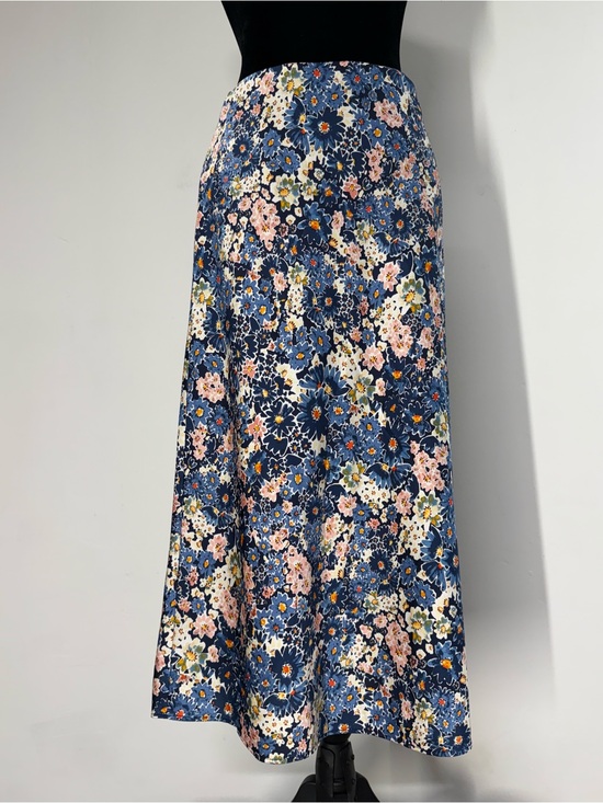 LOFT | Skirts | Loft Navy Floral Maxi Skirt With Pink Cream Flowers ...